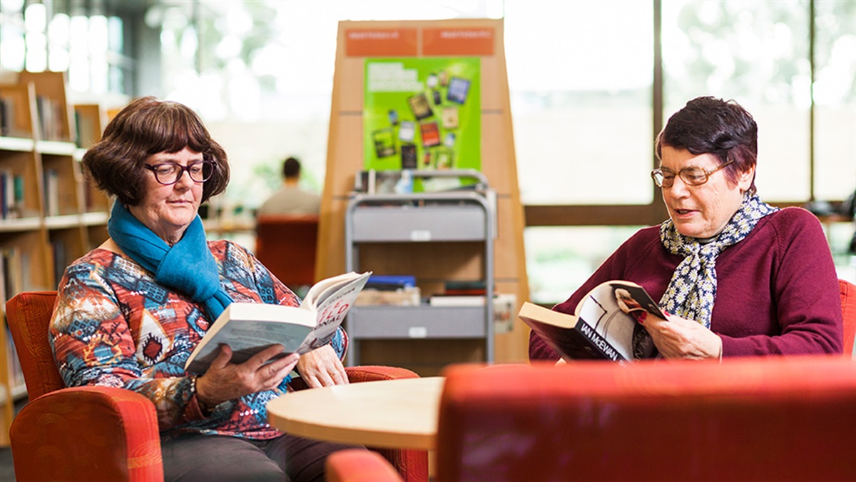 Locations and hours Darebin Libraries