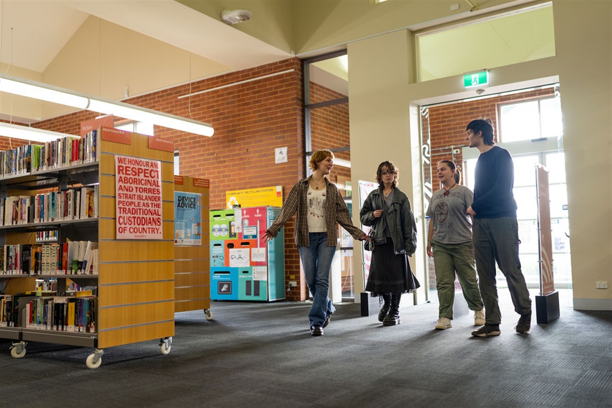 Visiting the Library Darebin Libraries